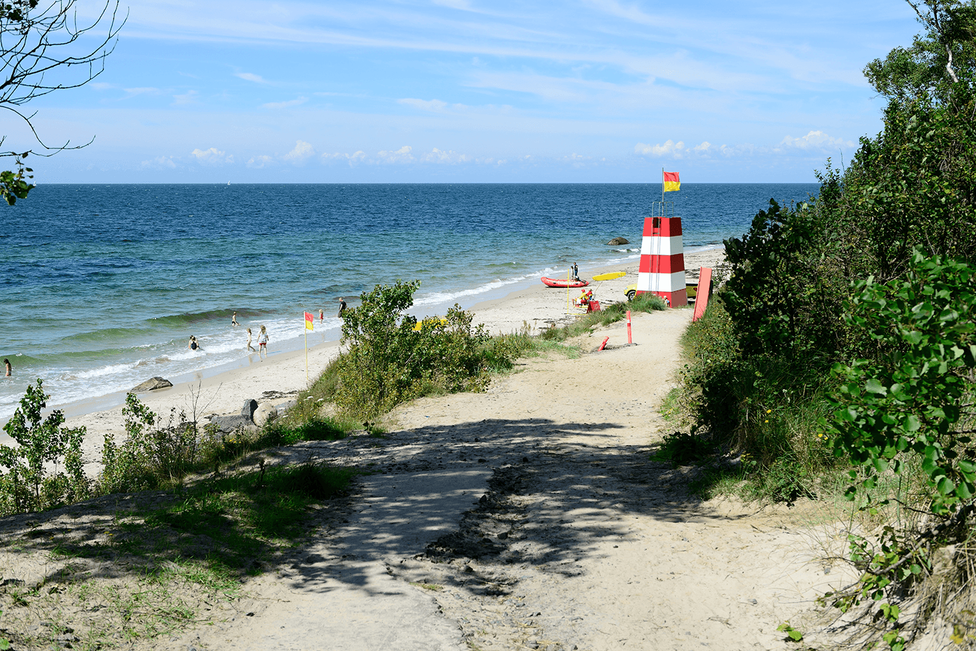 Sol och badsemester på Bornholm | Boka semester nära strand och pool ...